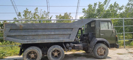 Камаз самосвал в хорошем состояние