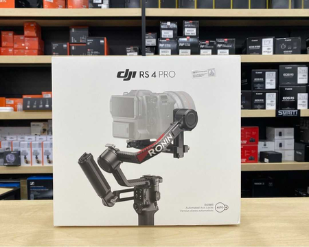 DJI Ronin RS 4 Pro Combo