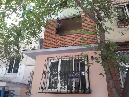 Kladka balkon. Reshotka