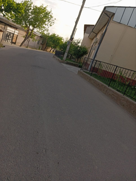 Kochmas mulk yer sotiladi srochna