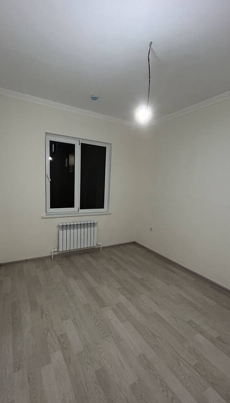 .Продам 3комнатную 73м2 раздельный балкон 1х3метр Янгидархон чистыйрем