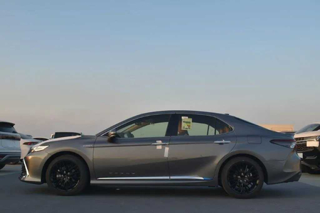 TOYOTA Camry Hybrid Grande 2.5 2023