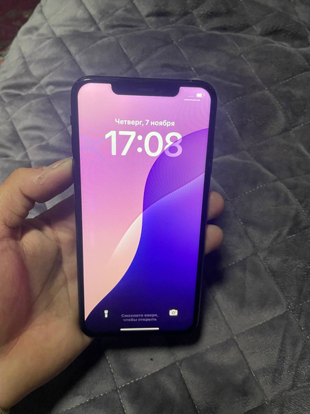 Iphone xc maks sotiladi