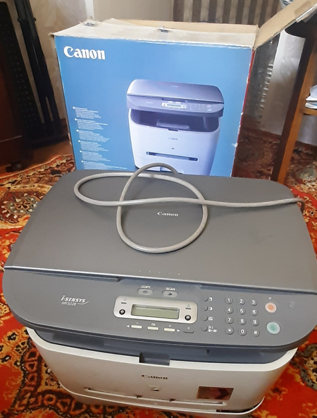 Продаётся Принтер,сканер,копировка Canon