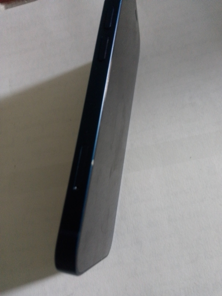 Iphone 12 mini karobkasi bilan