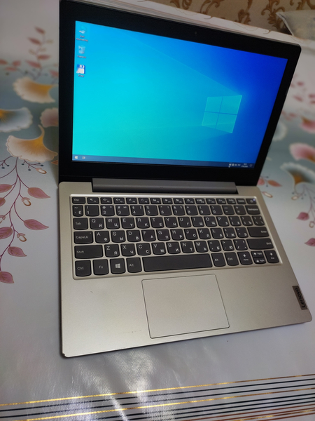 Lenovo i3 11-pokaleniya 8/256 ssd