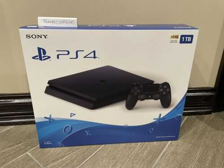 Playstation 4 slim 1Tb