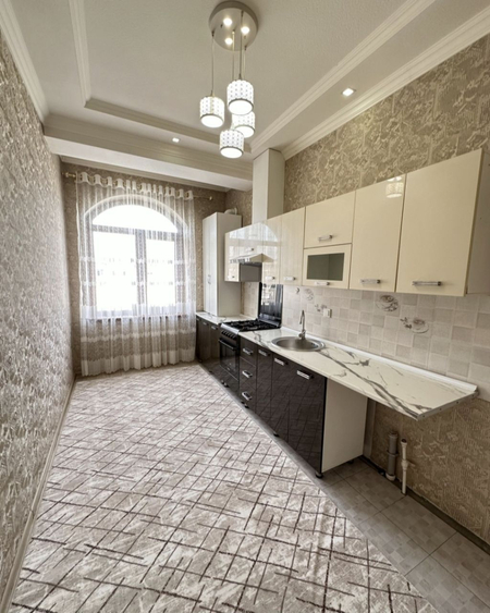 ул.Паркентская 
Новостройка 
3.8.8
74м²
Кирпич 
Хороший ремонт, заходи