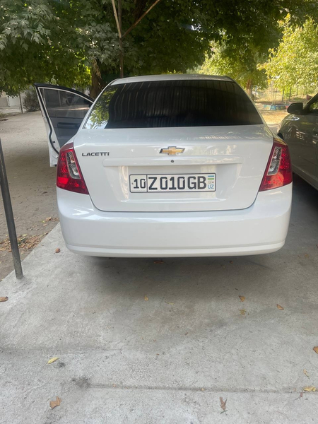 Lacetti sotiladi srochna