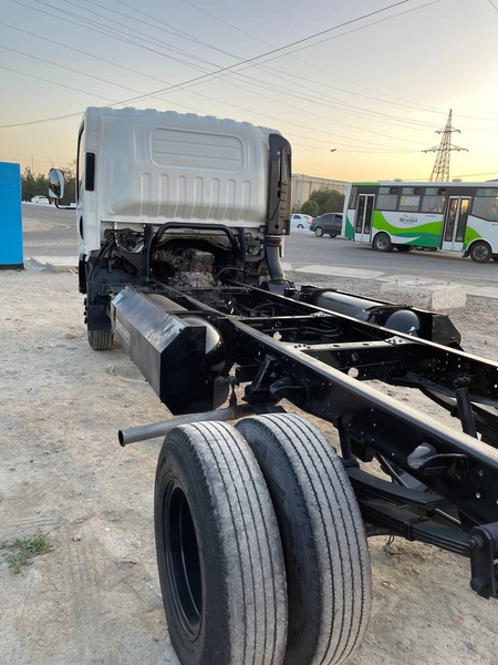 Isuzu (5 tonnali)