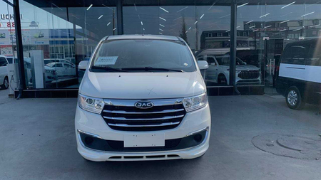 Jac M3 mikroavtobusi 