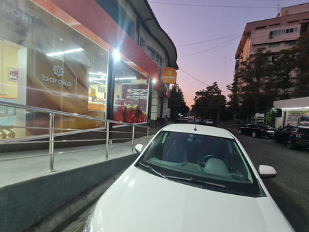 Сдаётся в Аренду Свой Под Офис И Другой 12 м² Чорсу Қоратош Марказида