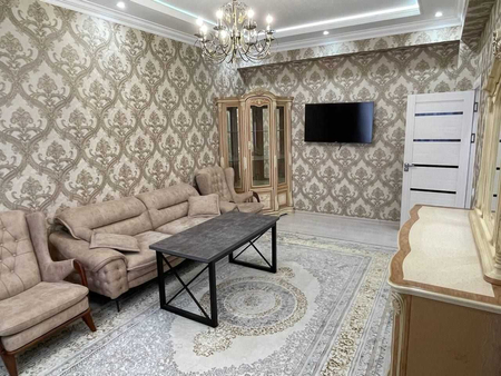 Яккасарай ресторан. Сдается  Трехкомнатная квартира  (J3120)