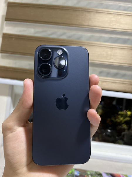 IPHONE 15 Pro yengi ochilgan