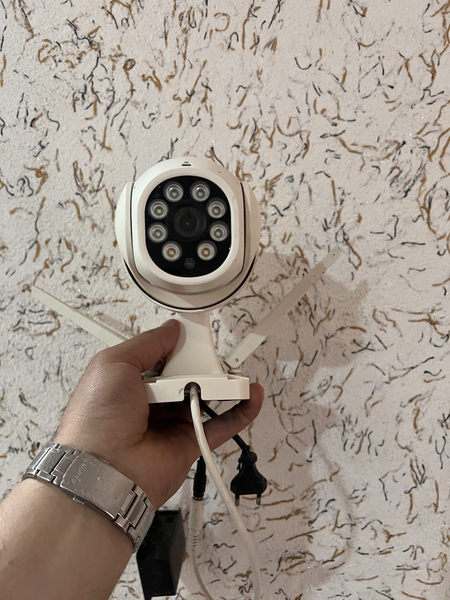 Wife kamera 4G sotiladi