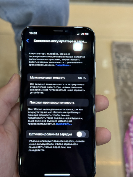 Iphone x xolati zor aybi yo’q karobka dakument xamayog’i bor