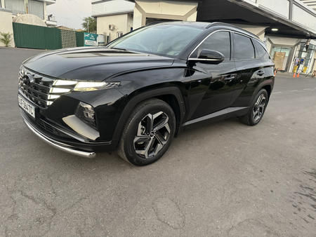 TUCSON FUUL 2litr qora toza 22yil oq salon