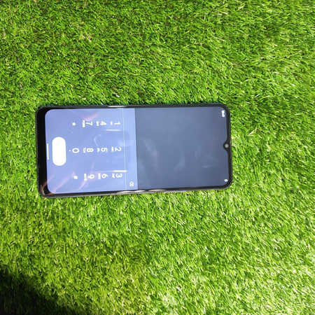 Vivo Y15s srochni sotiladi