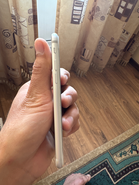 iPhone 7   128gb