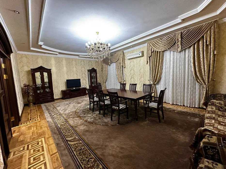#127  Дом в аренду ориентир  Юнусабадский хокимият . Арка .