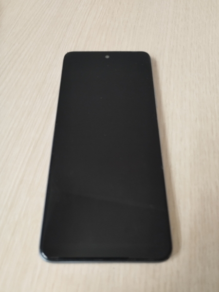 Tecno pova 2 telefon