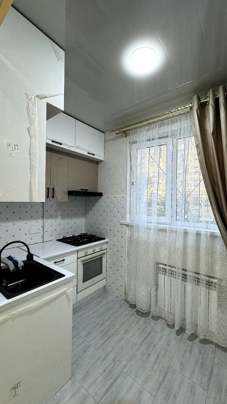 Продаётся квартира 2/1/9 . Спец план 72м.Каратош .Тц Самарканд Дарвоза