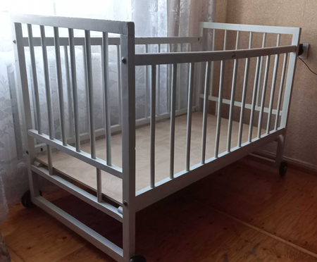 продам детскую кроватку