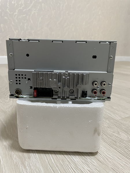 Продается автомагнитола Pioneer FH-XL555UI в отличном состоянии новая