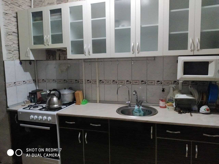 Жангох Ц15 продается 2х комнатная на 4 этаже,9 этажки с площадью 65м2
