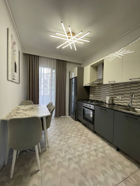 Yakkasaroy Navastroyka Istanbul sity 3xona uy 1200y.e