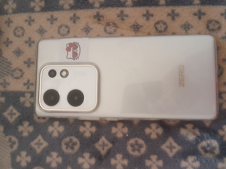 Продаю 32GB Redmi 8 Срочно!
