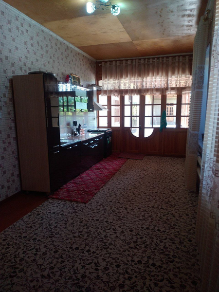 Navoiy viloyati Karmana tumanida yer uchaskasi sotiladi