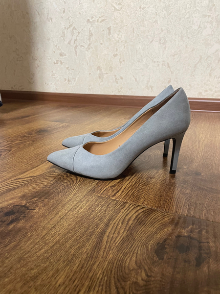 Женские туфли Zara