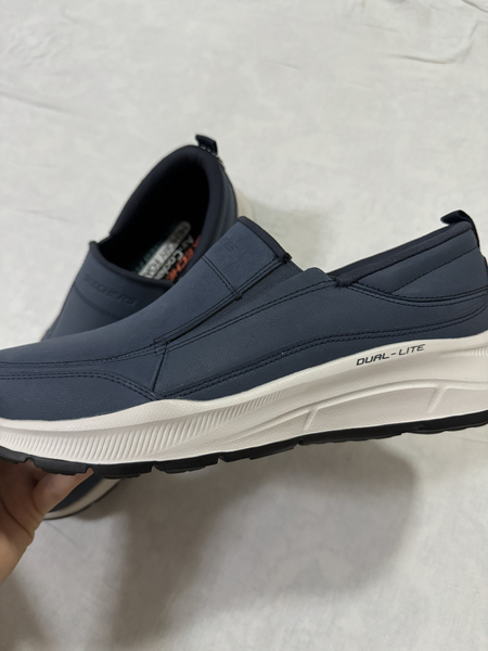 Кроссовки мужские брендовые skechers