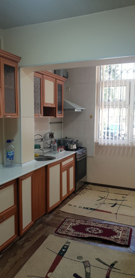 продаётся квартира 3/1/4 + падвали билан (1гор больница) хамма нарсаси
