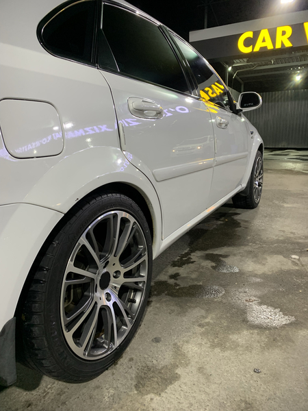 BRABUS diska 17 sosyayanie yaxshi lacettga tushadi