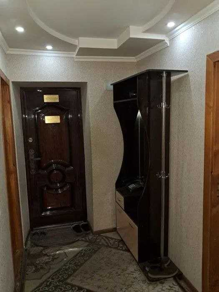 uy sotiladi dombirabot 3 xona 3 etaj 61000$
