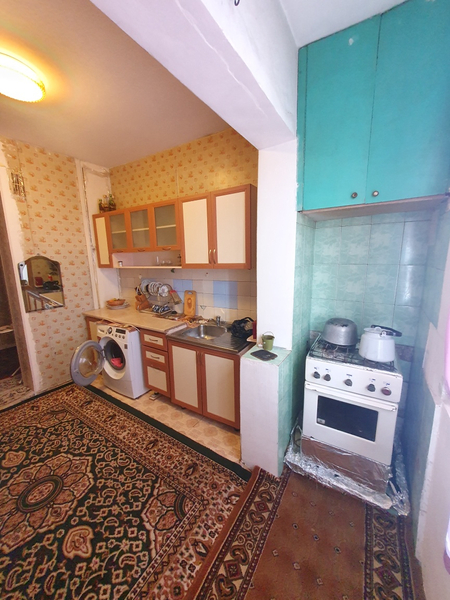 ПАРКЕНТСКИЙ м-в(307-школа)! Дешёвая цена! Срочная продажа!