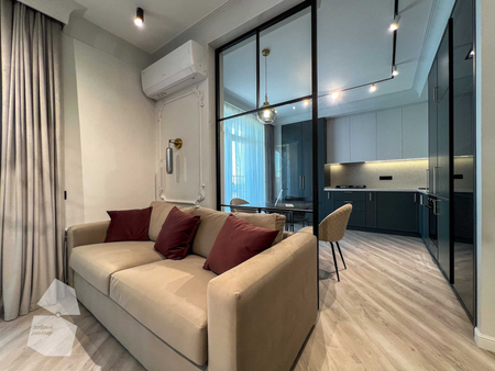 (Добрый) NRG Mirzo Ulugbek • 42 м² • 1/8/11 • Яркий • Эклектичный