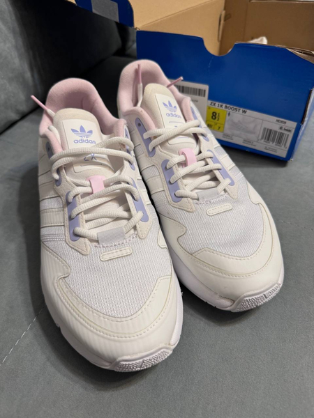 Кроссовки Adidas