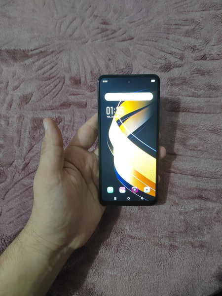 Infinix smart 8 4/64Gb Black Igravoy 4G Original Sastayani Otlichni