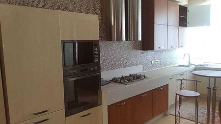(К128659) Продается 6-ти комнатная квартира в Яшнабадском районе.