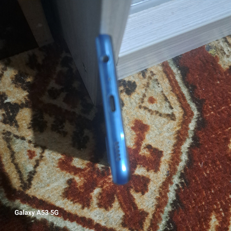 Samsung  52 sotiladi