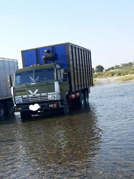 Kamaz bartavoy sotiladi