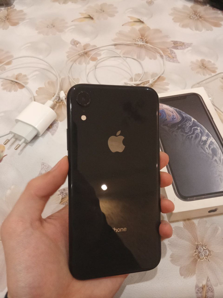 Iphone XR black