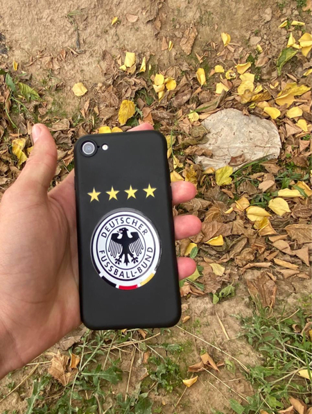 iphone se 2020 64 gb ayblari bor