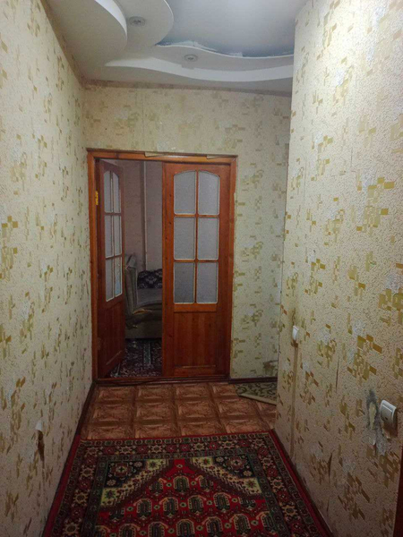 Ахмад Югнаки продаётся 2-ком. переделанная в 3-ком./1/5 улучшенная.