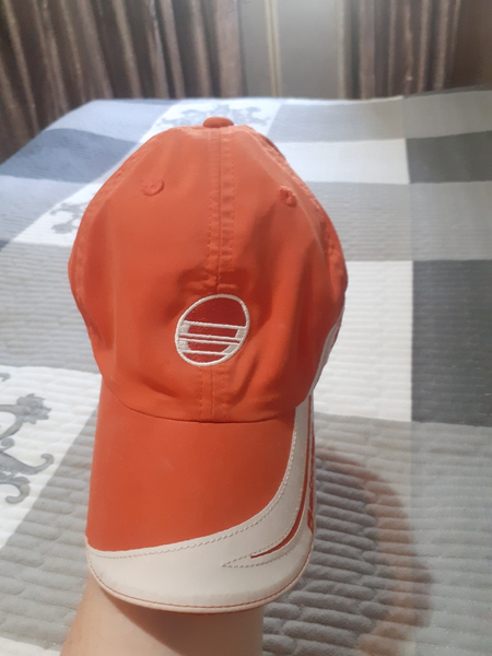 Кепка фирмы  Babolat