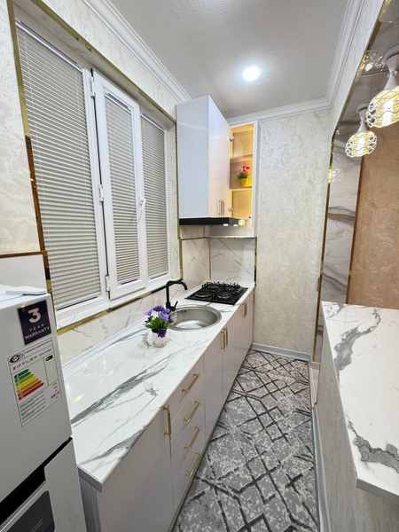 Продается 1в2 ком укомплектованная квартира.ZA010