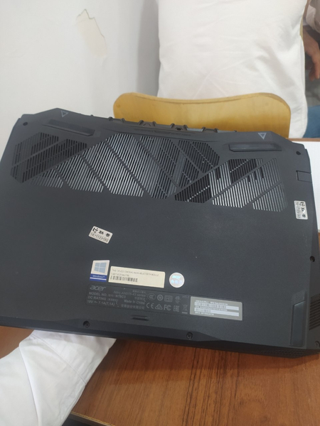 Acer nitro 5 Gaming sotiladi